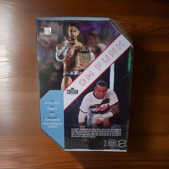 CM Punk (MITB 2011) - WWE Ultimate Edition Exclusive **IN HAND** | eBay