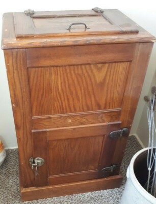 Ice Boxes - Solid Oak