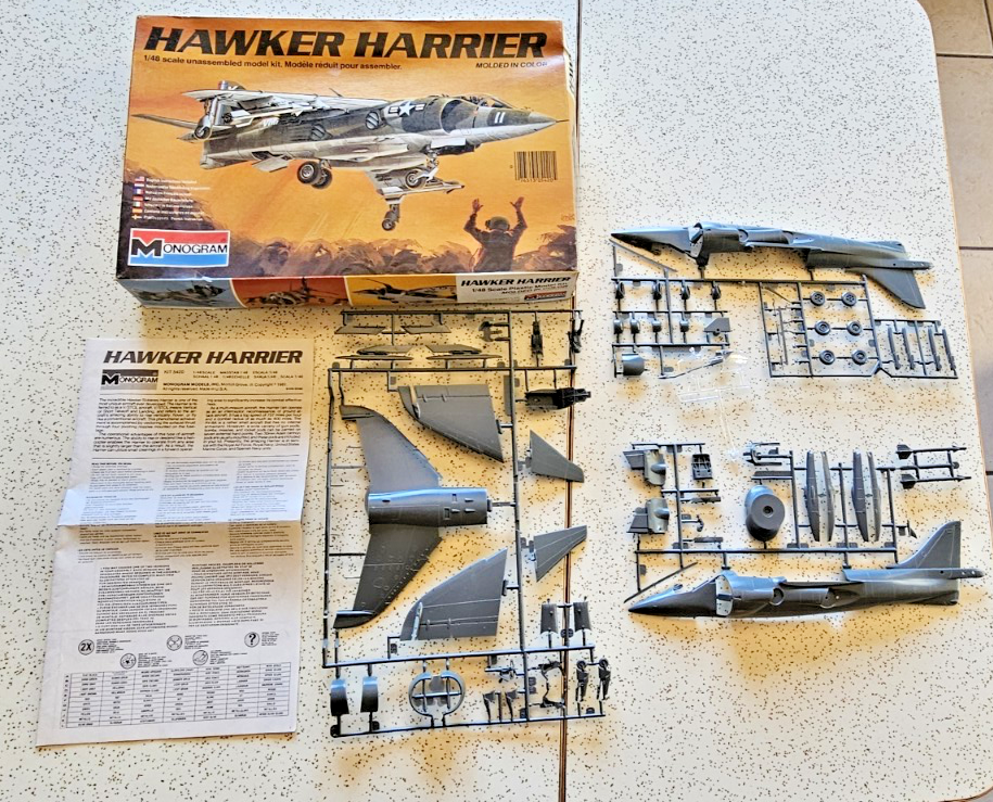 Lot Of 4 Vintage Airplane Model Kits: F-84F, Hawker Harrier, B-17E ...