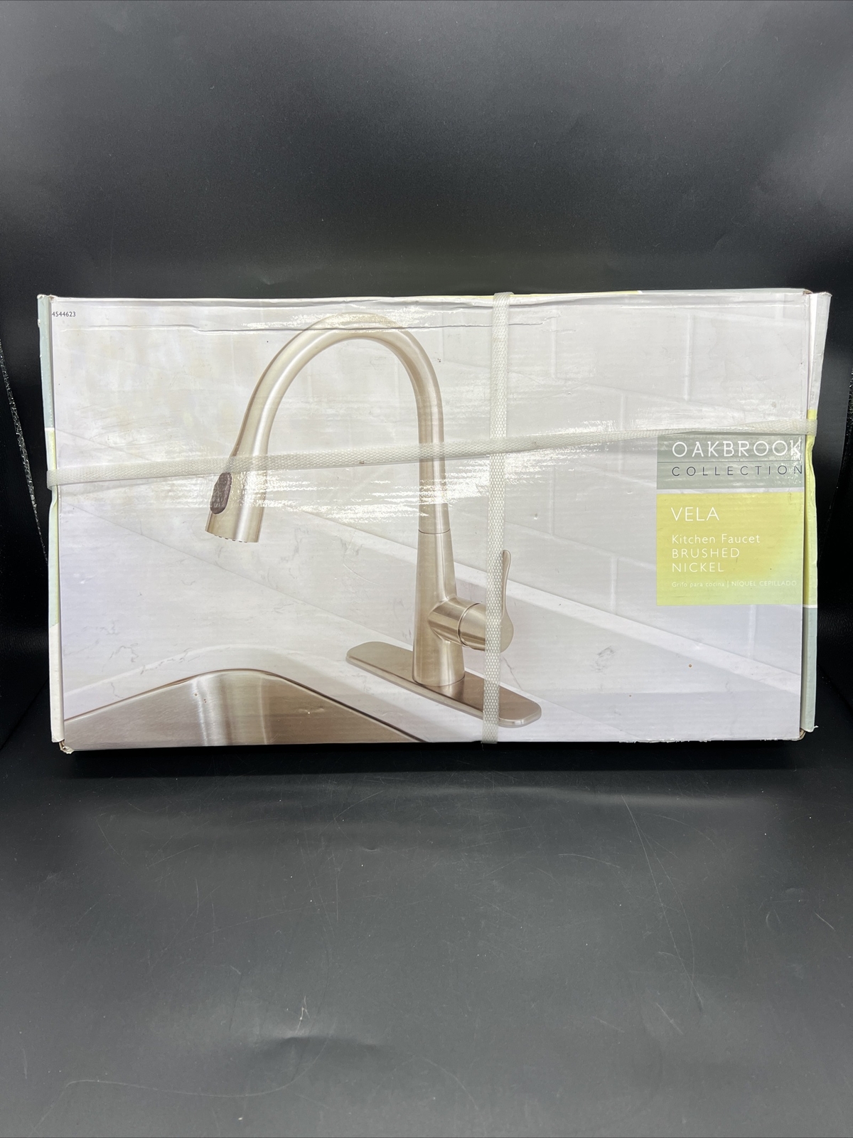 Oakbrook+Kitchen+Faucet+Low+Lead+Single+Handle+1.75+GPM+8+%22+Centers+B ...