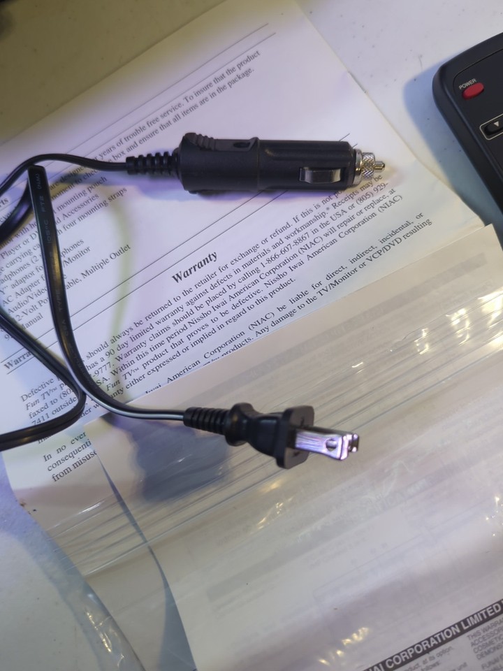 Sansui Mobile CRT 6" Color TV & VCR Retro Gaming W/ Remote + Case ( AC ...