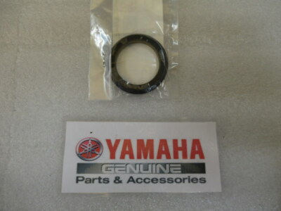 C61 Genuine Yamaha Marine 676-44521-00 Seal OEM New Factory Boat Parts ...
