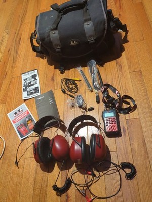 UNIDEN NASCAR SCANNER SC230 W/POWER CORD 2 HEADSETS 3 ANTENNAS,R E, BAG ...