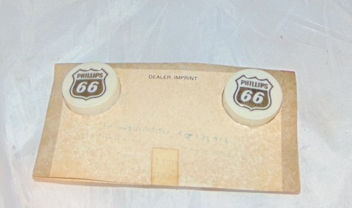Lot of 2 Vtg Phillips 66 Motor Oil Bottle Caps on Card...LOOK | eBay