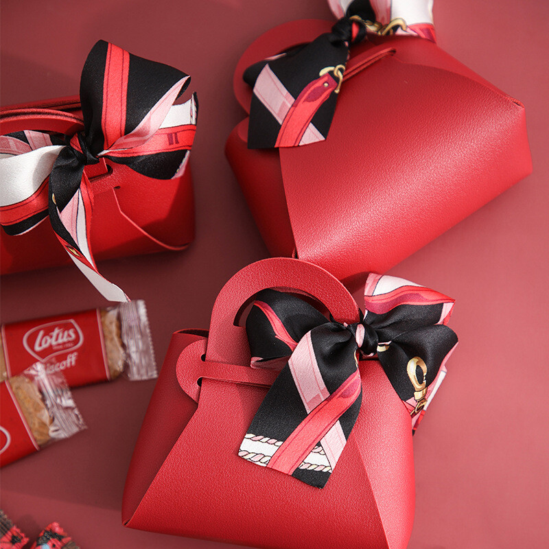PU Leather Handbag Shape Candy Bag With Ribbon Bow Gift Box Weddiing ...