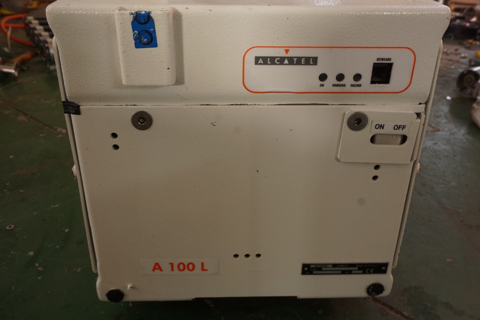 ALCATEL A 100L,A100L31121 PUMP & ALCATEL ANNECY CONTROLLER OPERATOR ...