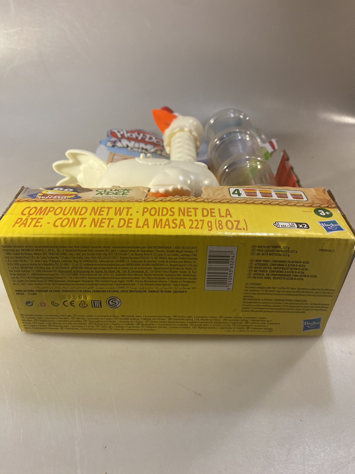 Play-Doh Animal Crew Cluck-A-Dee Feather Fun Chicken Toy Farm Animal ...