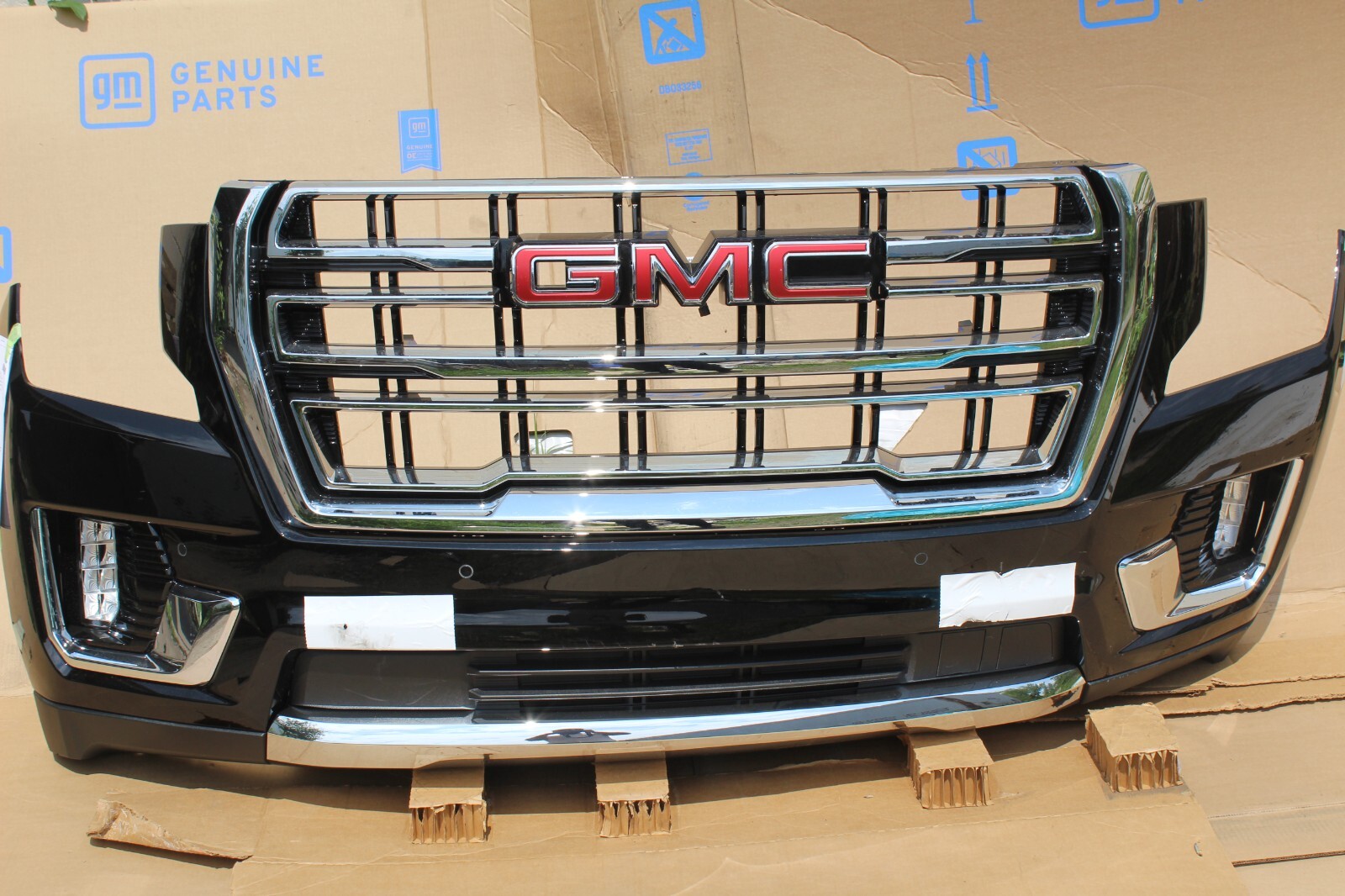 2021-2024 GMC YUKON FRONT BUMPER ASSEMBLY OEM Black | eBay