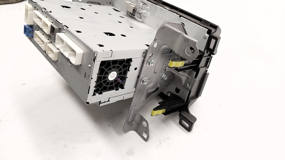 TOYOTA RAV 4 IV A4 Music Navi CD Radio Player Head Unit 86140-42100 2.0 ...