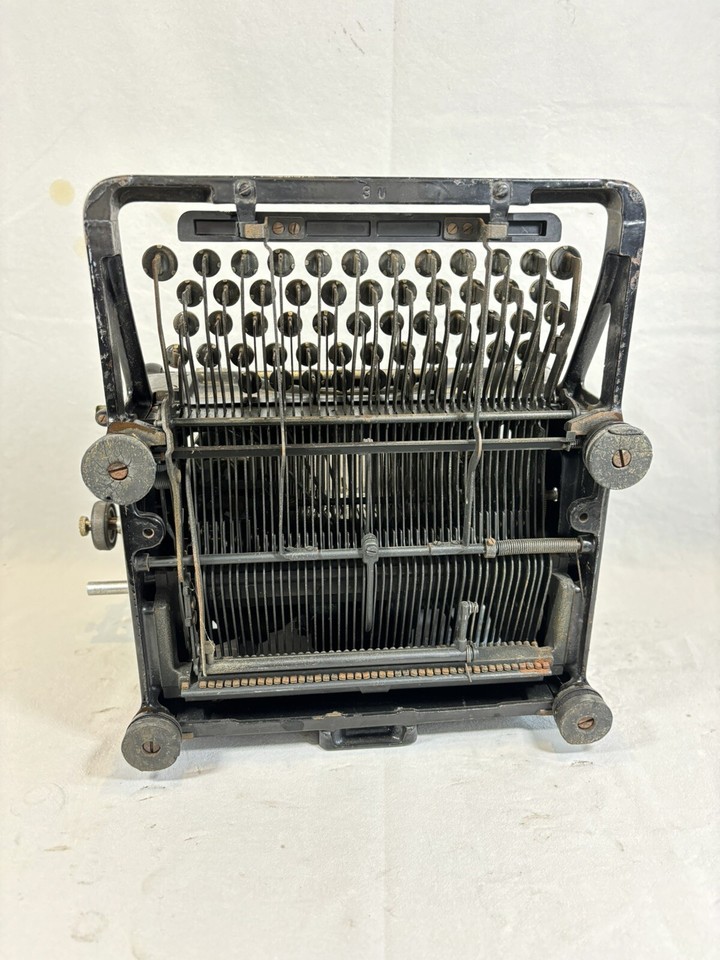 Underwood 11 Typewriter 1930 | eBay