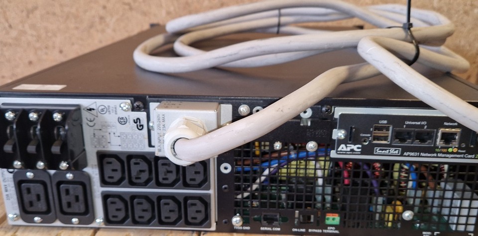 APC Smart-UPS RT 5000 | eBay UK