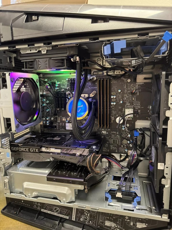 Alienware Aurora R14 Liquid Cooled UP R9-5900X RTX 4060 64GB DDR4 2TB ...