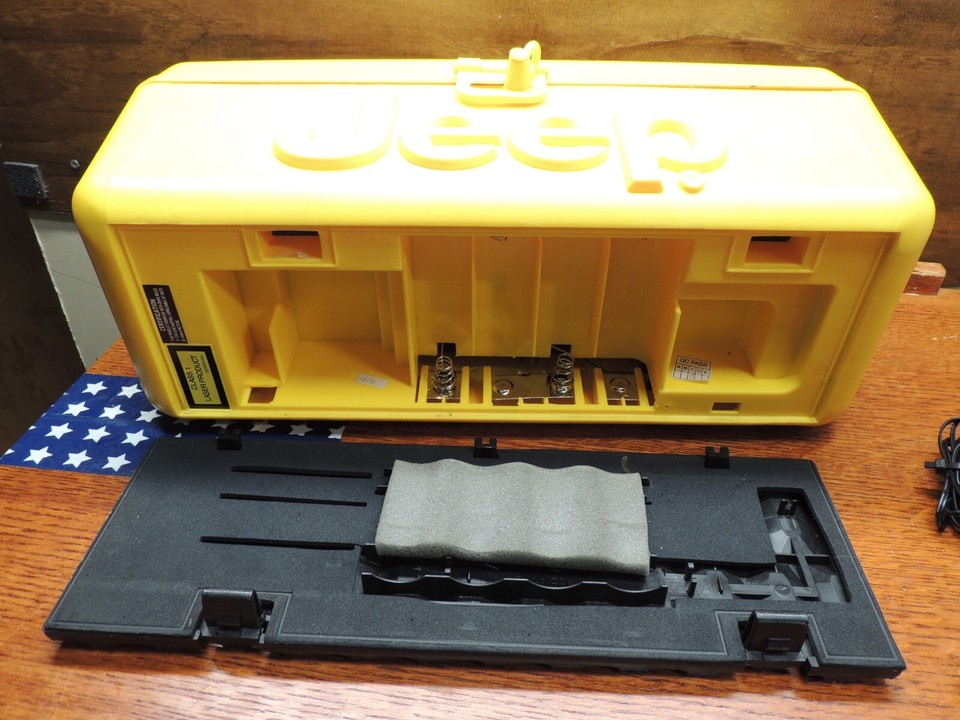 ESTATE JEEP CD/TAPE/AM-FM AS PICTURE | eBay