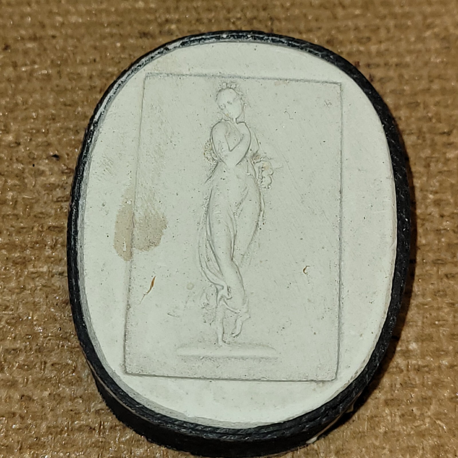 ANTIQUE PLASTER CASTS OF CARVED AND ENGRAVED CAMEOS - Gem