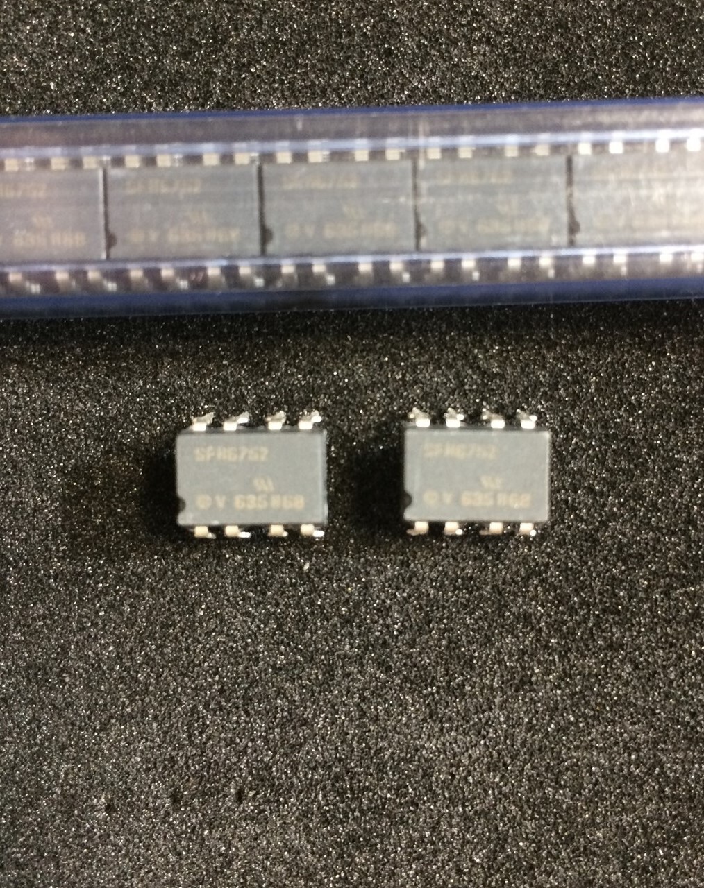 SFH6752 Vishay Optocoupler Logic-Out Open Drain DC-IN 2-CH 8-Pin PDIP ...