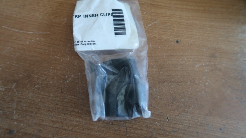 C3 1969-1982 CHEVROLET CORVETTE PILLAR POST WEATHERSTRIP INNER CLIPS | eBay