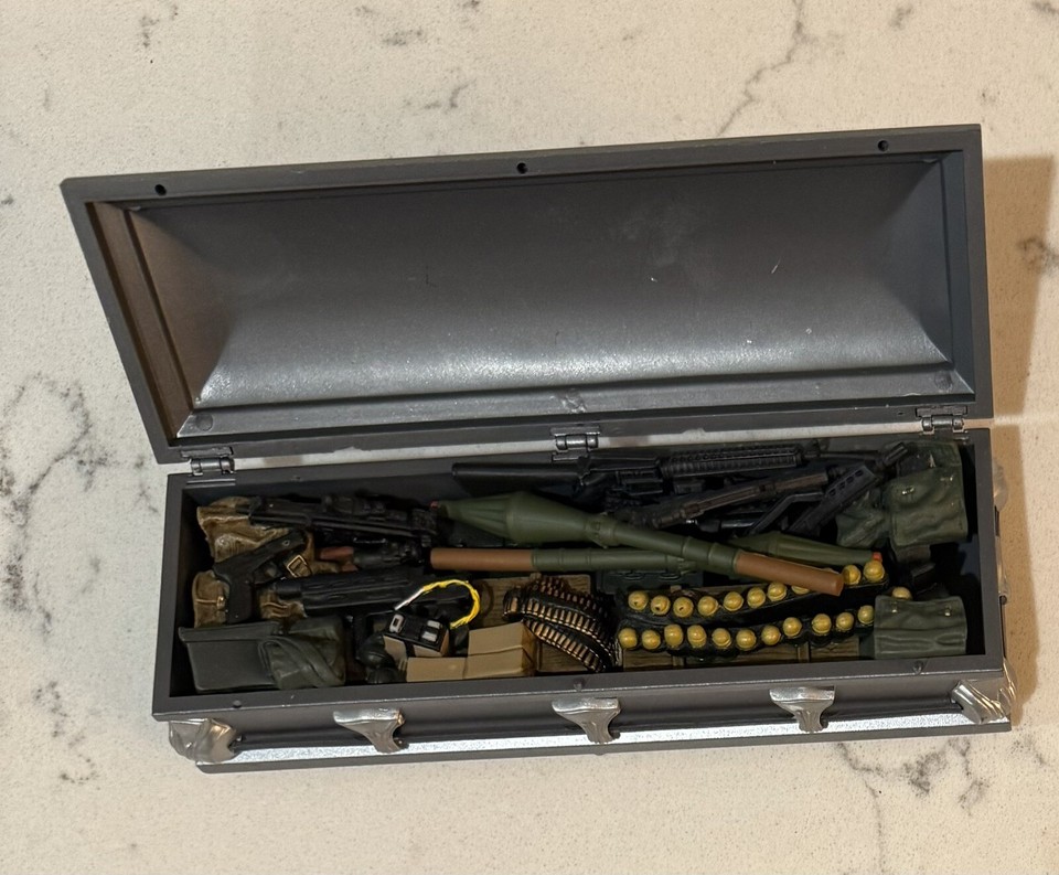 Terminator 3: Rise of the Machines T-850 Coffin Full of Weapons As ...