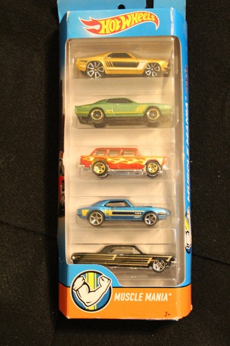 Hot Wheel Muscle mania 5 Pack Cars Impala Firebird Mustang Charger ...