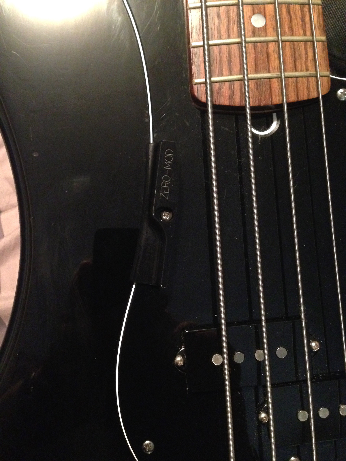 Zero-Mod PB1v2-BL Thumb Rest Tug Bar for Fender Precision Bass NO Mods ...