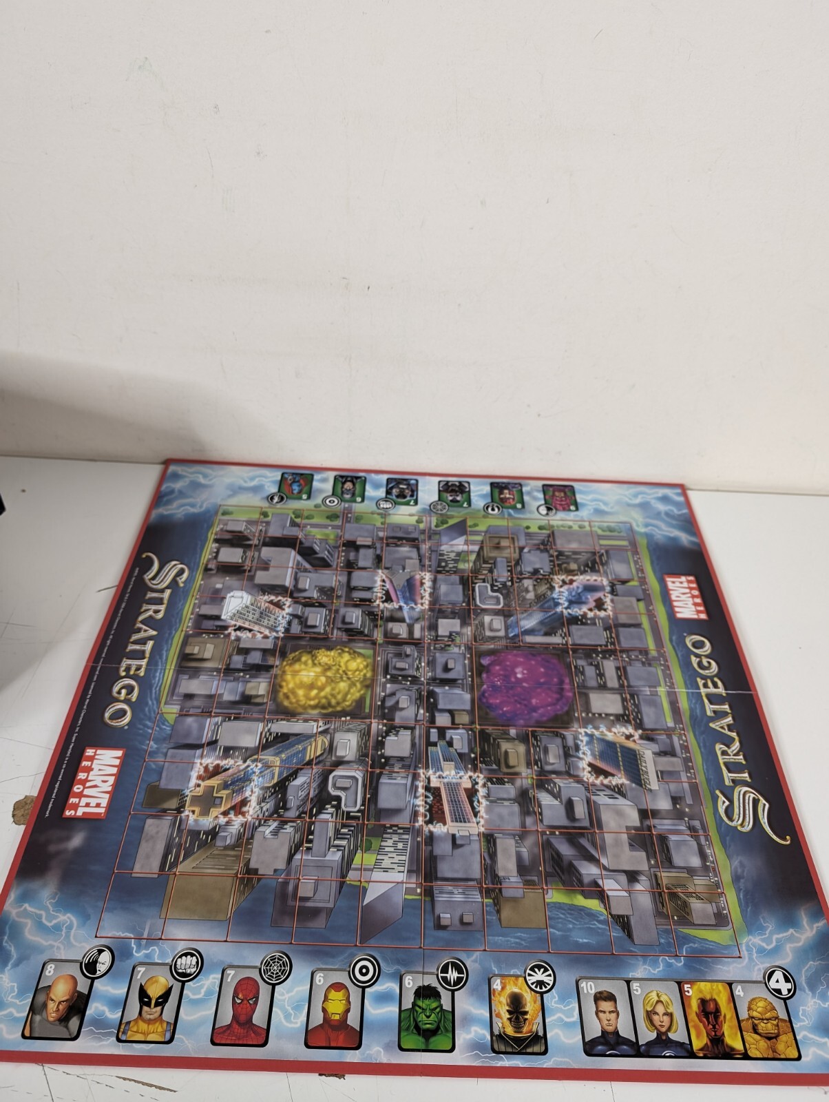 RARE Marvel Heroes Stratego Board Game by Jumbo 2006 Complete With ...