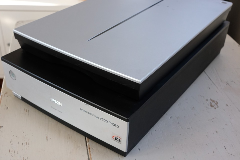 Epson Perfection V700 Photo Flatbed Scanner with Film Holders | eBay UK
