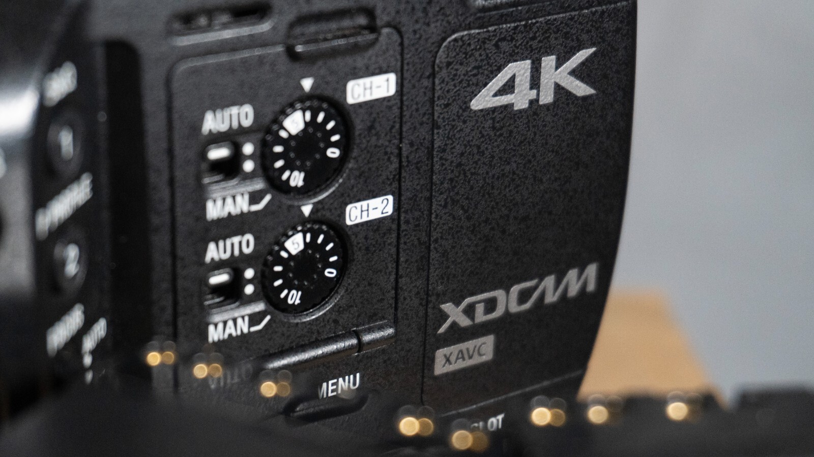 Sony PXW-FS5M2 PXW-FS5 II 4K Video Camera. 18-105mm E 4/PZ G OSS. VERY ...