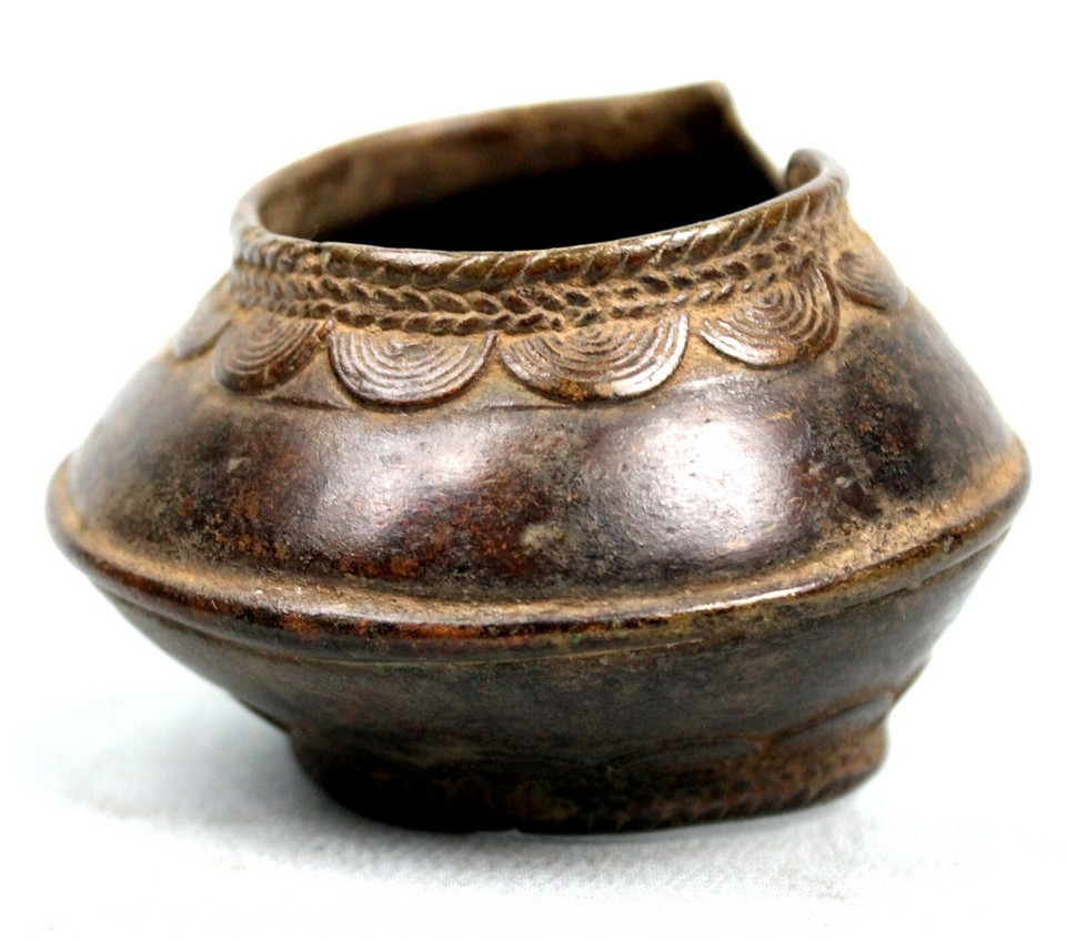 African Tribal Art - Bronze Baoulé Bracelet - Akan Patterns - 9.5 Cms ...