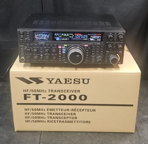 YAESU FT-2000 Transceiver in Original Box & Shipping Box EXCELLENT ...