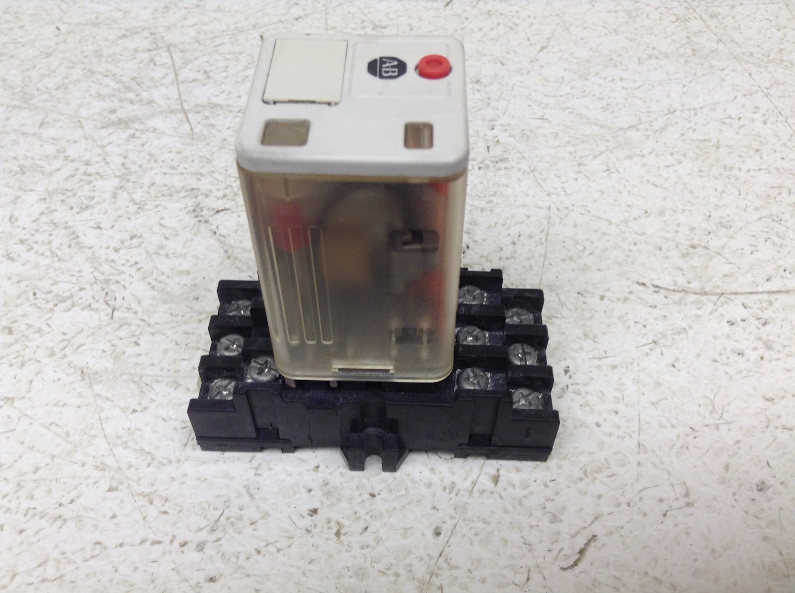 Allen Bradley 700-HB33A1-1-4 Pilot Relay 120 VAC Coil 700HB33A114 (TBI ...