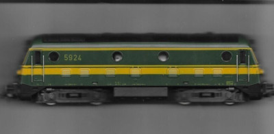 ROCO 4152 Class 59 SNCB 5924 SNCB Green Livery Yellow Stripes, 5 Lights ...