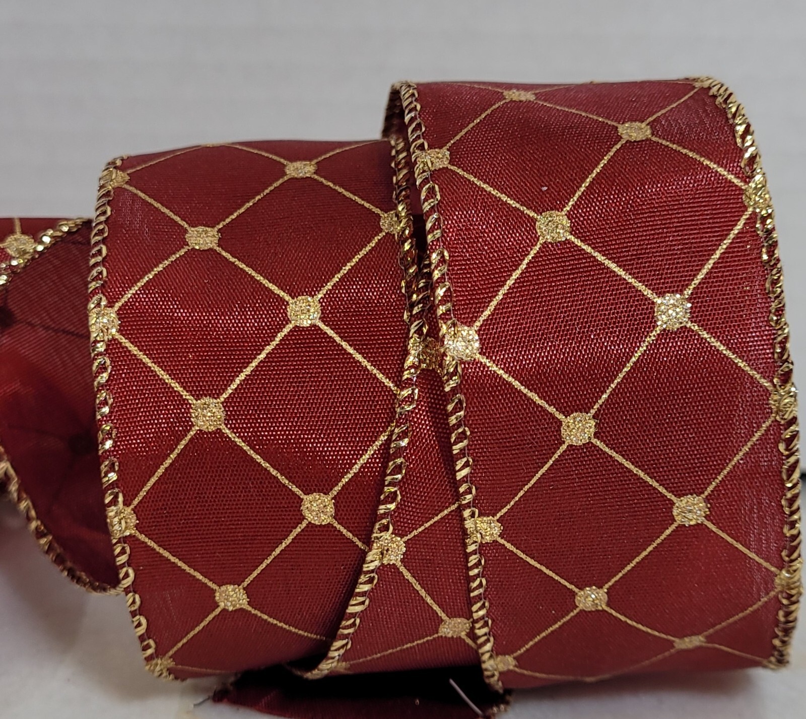 5 YARDS 1 1/2" WIDE BURGUNDY WIRED EDGE RIBBON - GLITTERY GOLD DIAGONAL ...