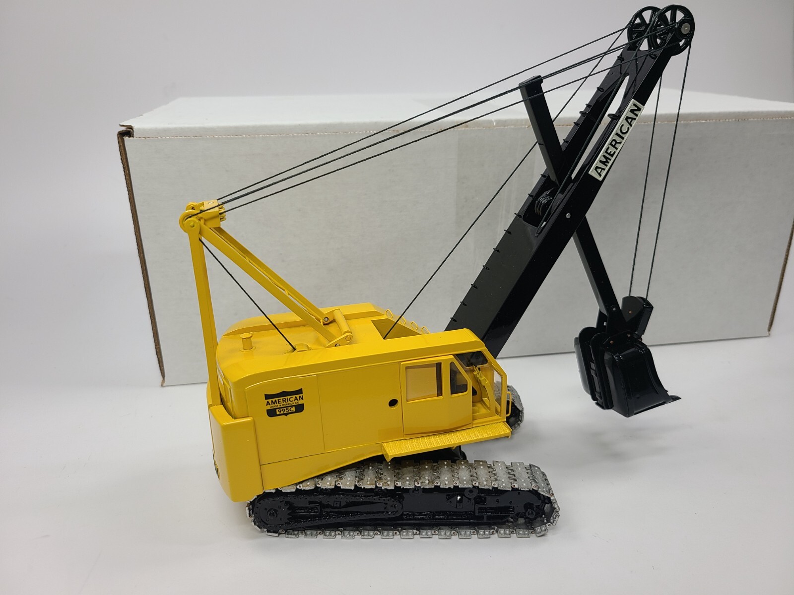 American 995C Cable Shovel - EMD 1:50 Scale Metal/Resin Model #N133 New ...