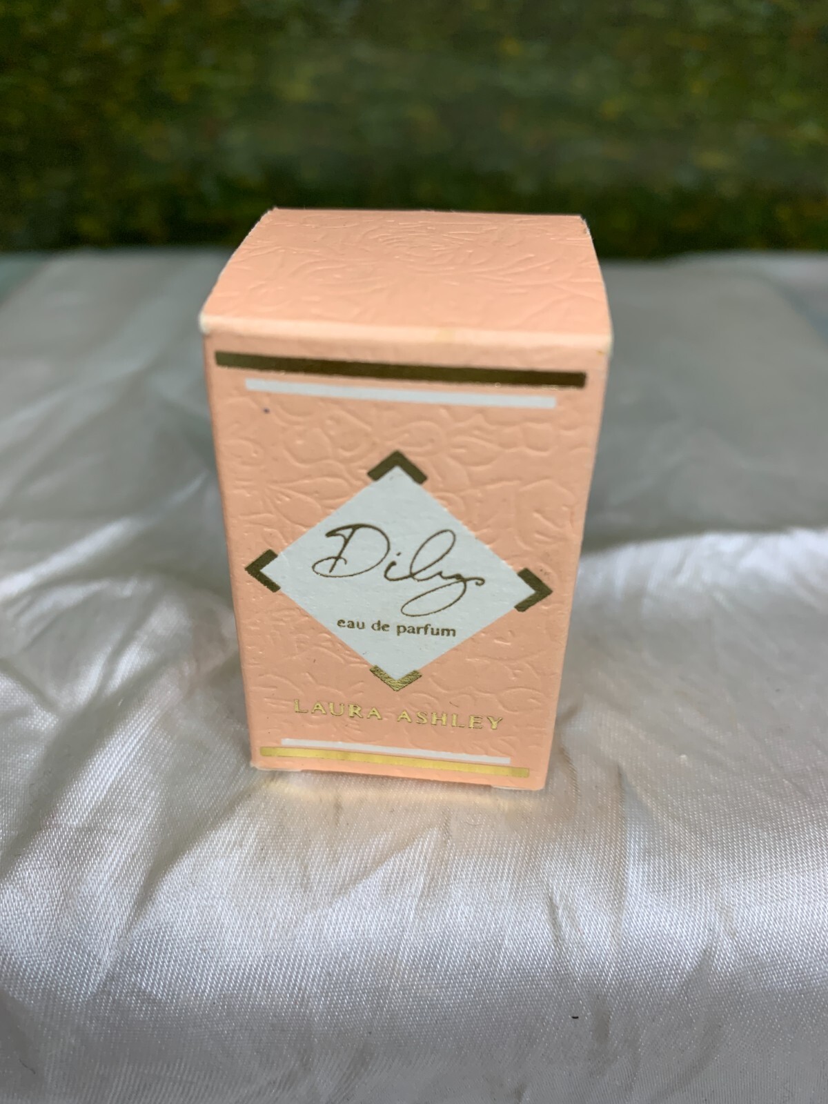 LAURA ASHLEY DILIGO EDP MINI 5ML FLUID | eBay
