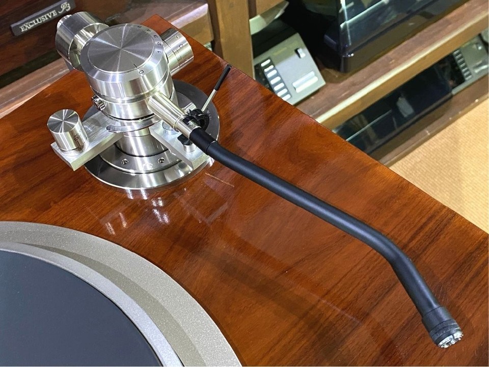 Pioneer Exclusive P10 Turntable S-Shaped Arm Fully Serviced Excellent ...