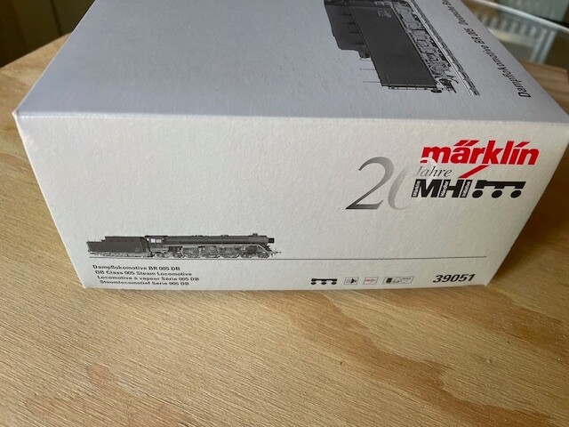 MARKLIN HO 39051 - 05 EXPRESS STEAM LOCOMOTIVE MHI DEALER LOCO 2010 | eBay