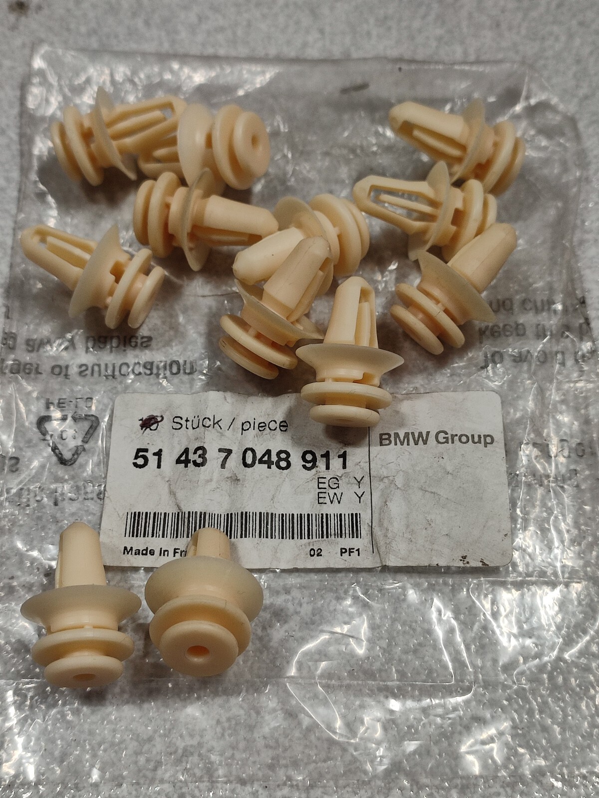 BMW E60-E61-63-MINI' clips (12)NATUR !!NEW!! GENUINE 51437048911 | eBay