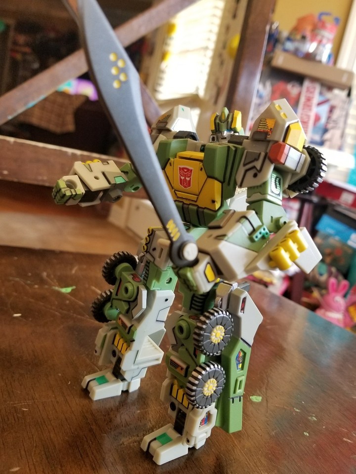 TRANSFORMERS FANSPROJECT WB001: Warbot Defender Triple Changer Custom ...