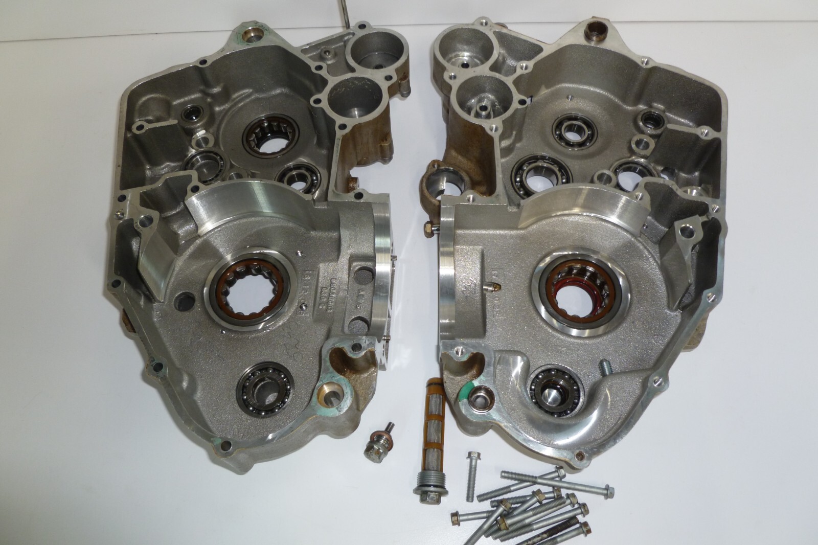 02 250EXC KTM RFS Matched Engine Case Set 59030000044 SX MXC EXC 250 4T ...