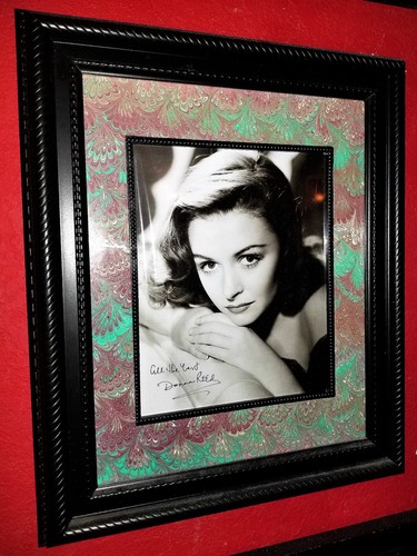 Donna Reed Autograph signed 8x 10 Glamour photo display - It's a ...