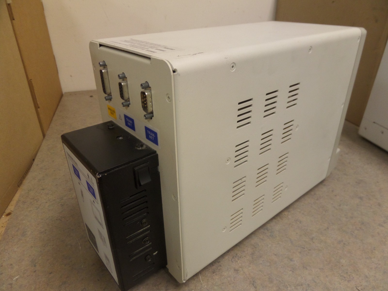 GE Marquette Tram-Rac 4A with Tram-Rac Ports and TRAM 400 SL Module Loc ...