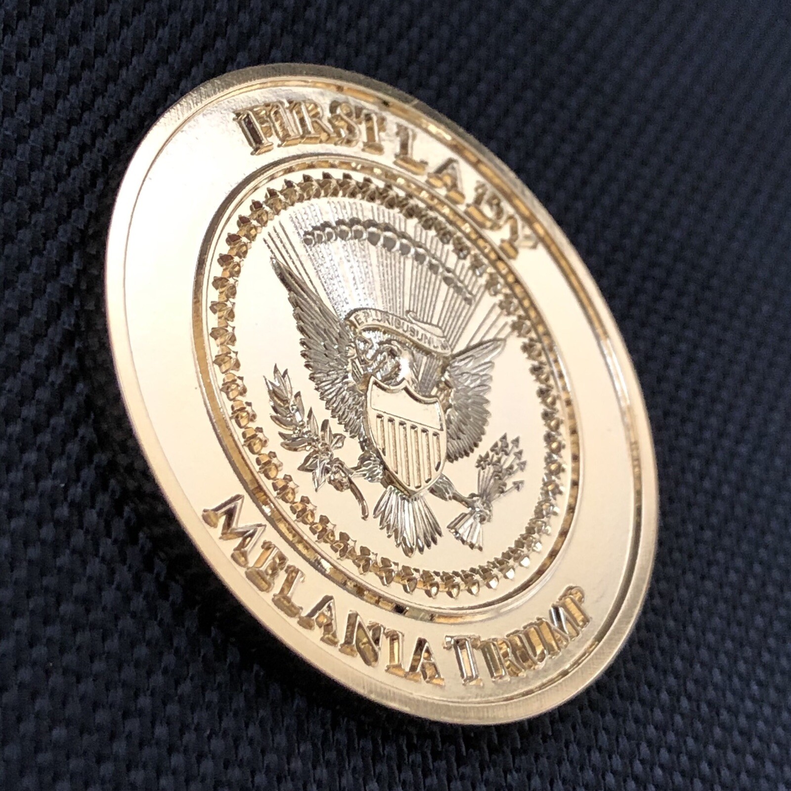OFFICIAL FLOTUS MELANIA TRUMP Challenge Coin | eBay