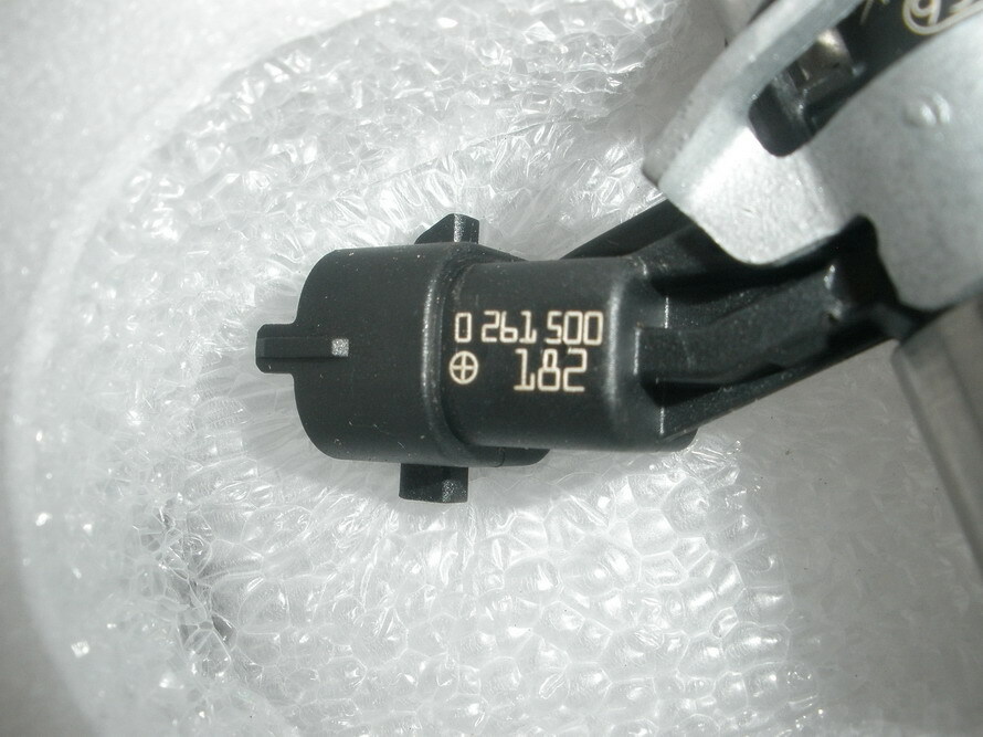 Maserati ghibli 3.0 v6 INJECTOR 0261500182 000298008 | eBay