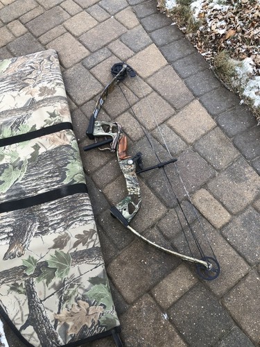 PSE Baby G Force Compound Bow 30" 70 lb With Soft Side Case | eBay