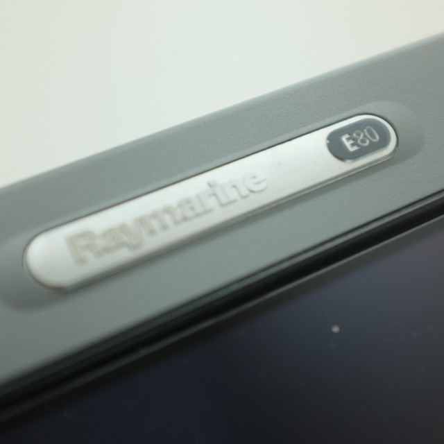 Raymarine E80 Marine Radar GPS Chartplotter E02011 MFD Display 8.4" for sale online | eBay