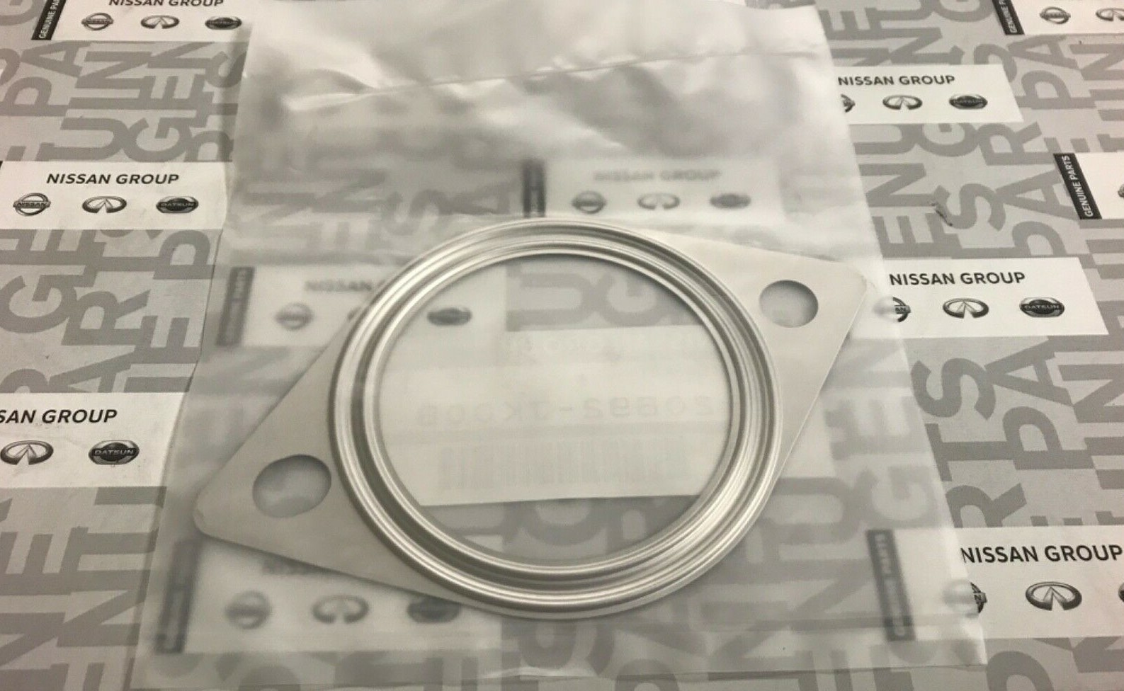 NEW OEM NISSAN INFINITI Catalytic Exhaust Gasket 20692JK00B G37 Q50 Q70 ...
