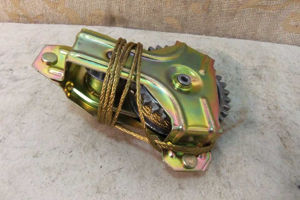 NOS FIAT Window Winder Regulator 124 126 127 128 131 X1/9 850 Spider ...