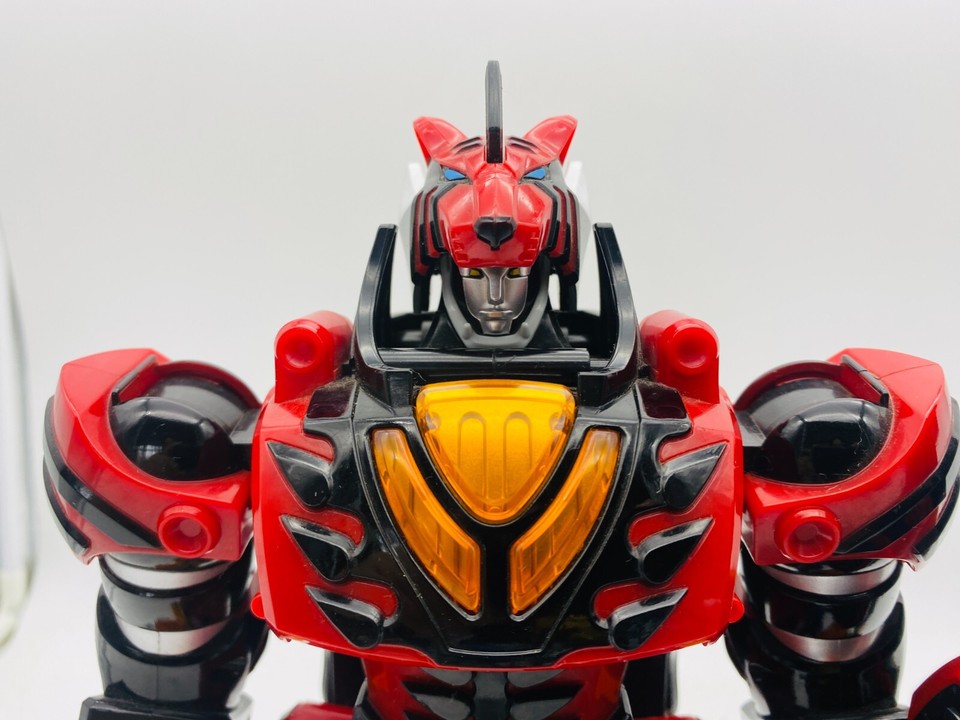 Bandai Power Rangers Jungle Fury Gekiranger DX Geki Fire Touja Shark ...