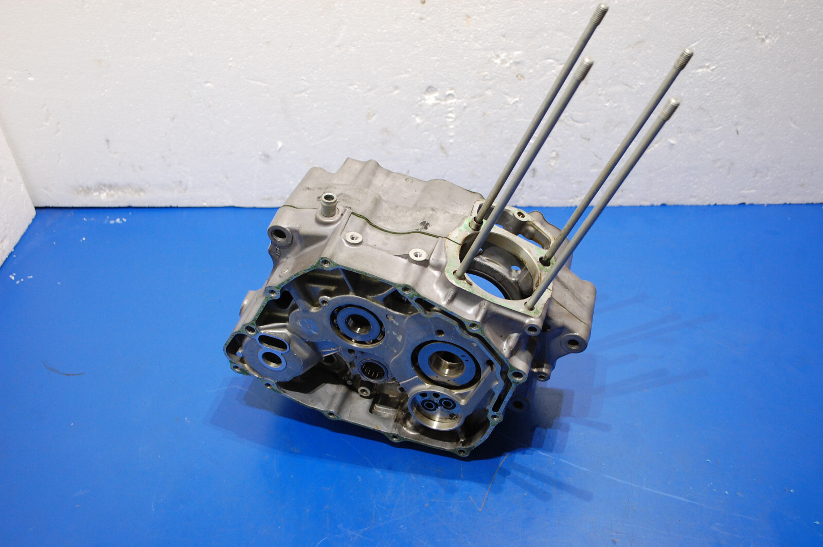 2009 08 CRF230M CRF230L CRANKCASE RIGHT LEFT CARTER GEAR BOX BOTTOM END ...