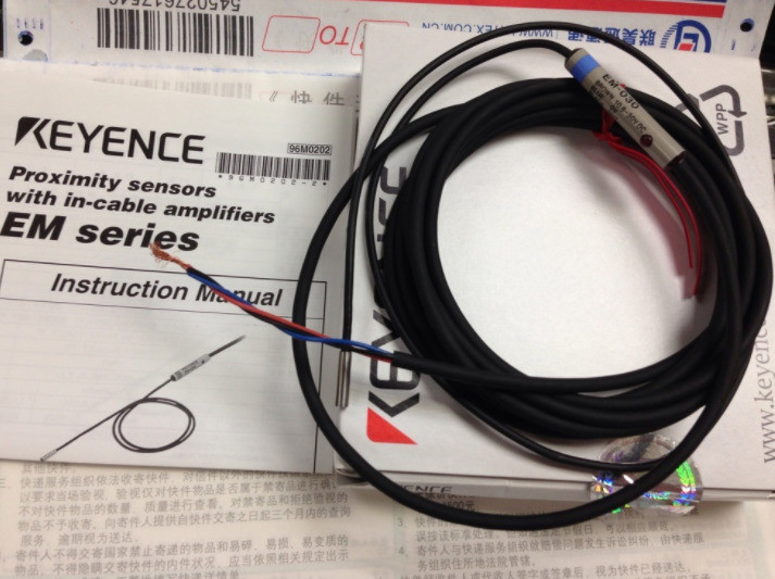 1PC New Keyence EM-030 EM030 Sensor In Box Free Shipping *TT | eBay
