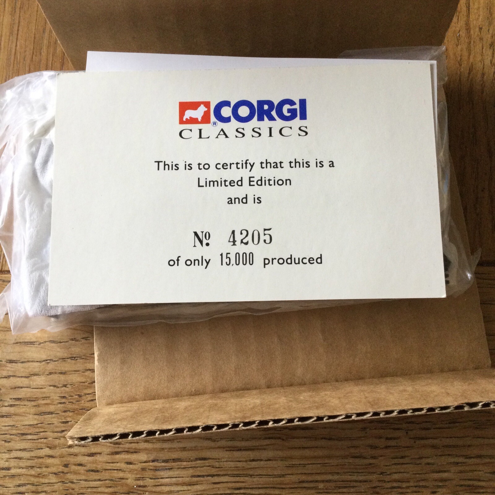 Corgi Classic Ltd EDT Leeds Closed Tram Set 36802 Blue White Die cast ...